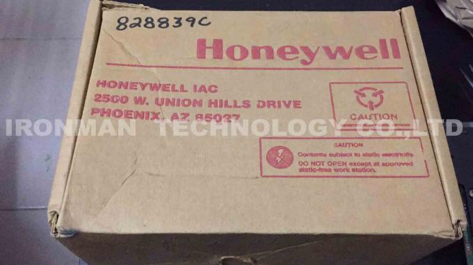 51403877-175 TK-ZLCSR1 LIOM MODULE, 24VDC PLC MODULE Honeywell